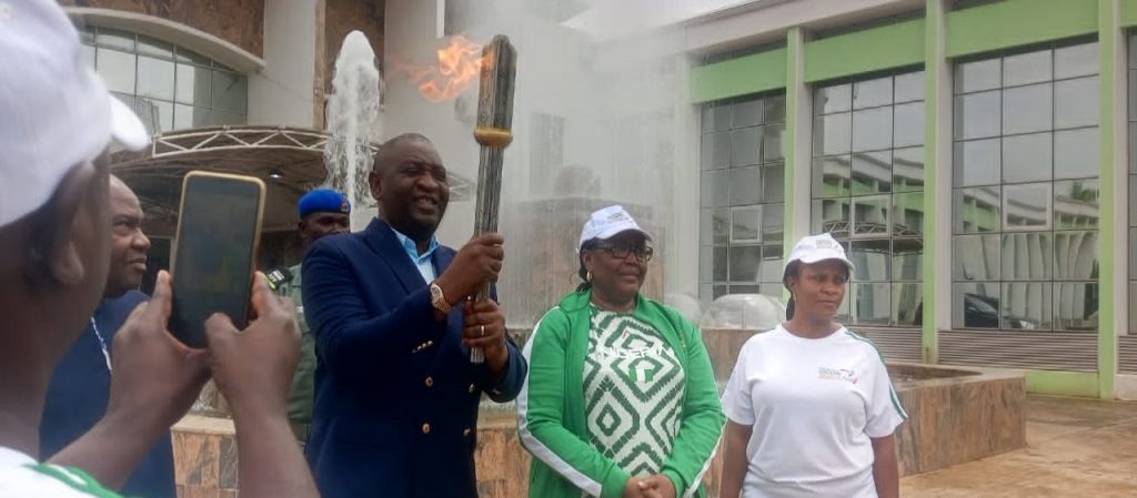 Ogun 2025: Alia Receives Torch of Unity for National Sports Festival ...